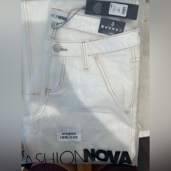Fashion Nova | Jeans | Too Small | Poshmark